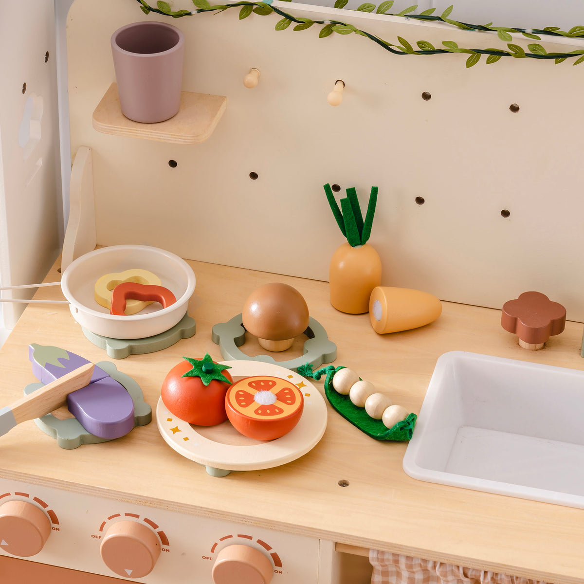 Wooden Vegetable Play Food Set – Pretend Kitchen Toys for Kids